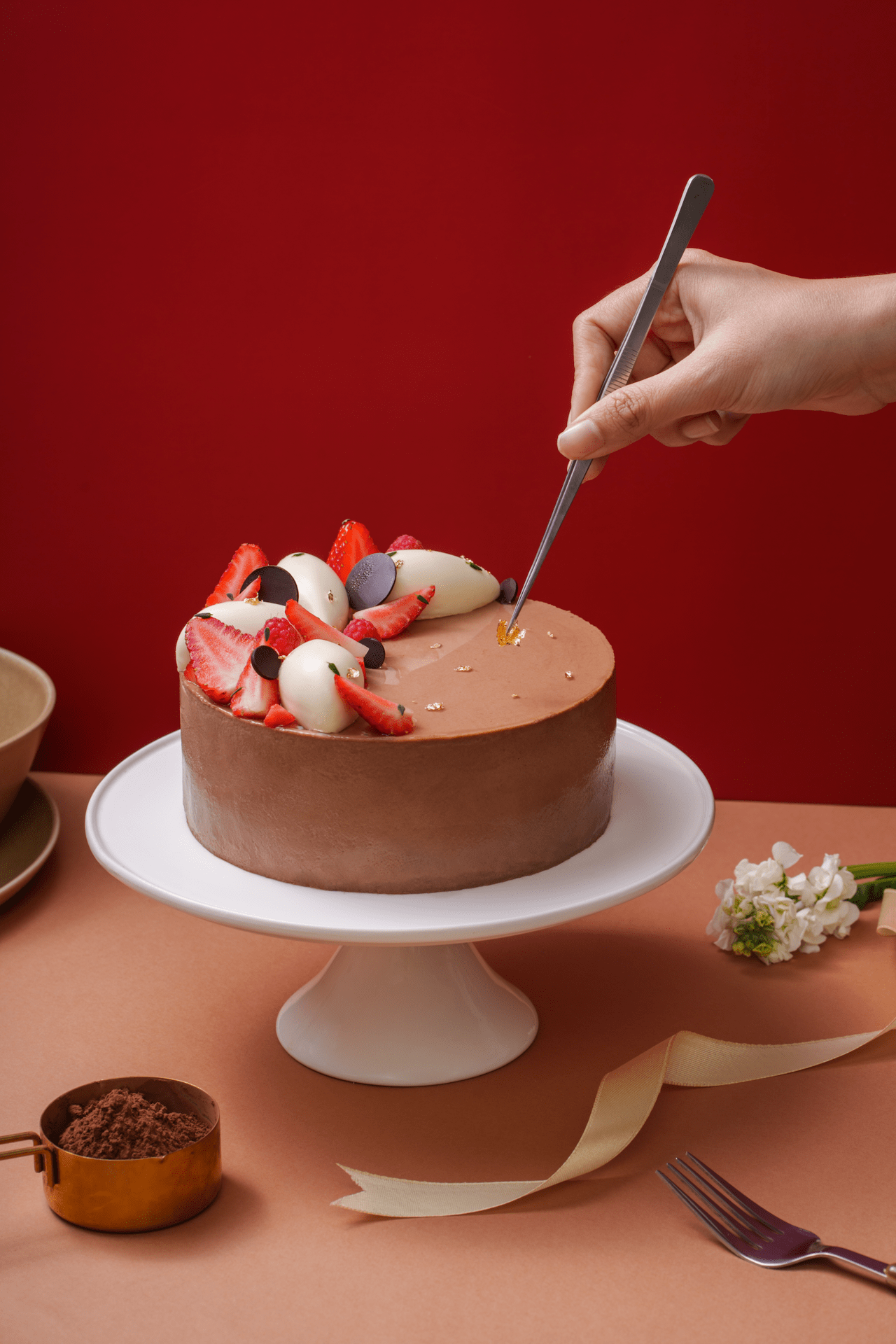 Delicious chocolate mousse cake decorating ideas To impress your guests